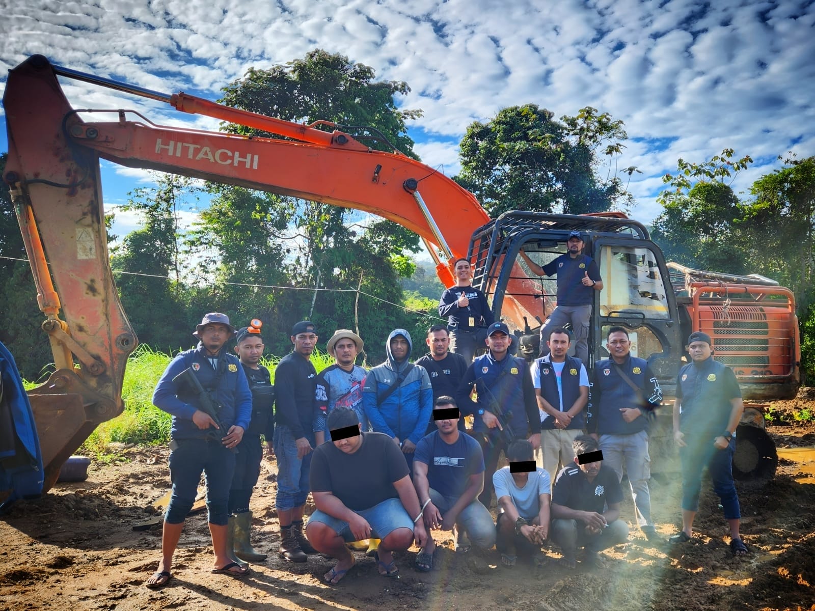 Gerebek Tambang Ilegal di Pidie, Polda Amankan Empat Orang dan Satu Alat Berat