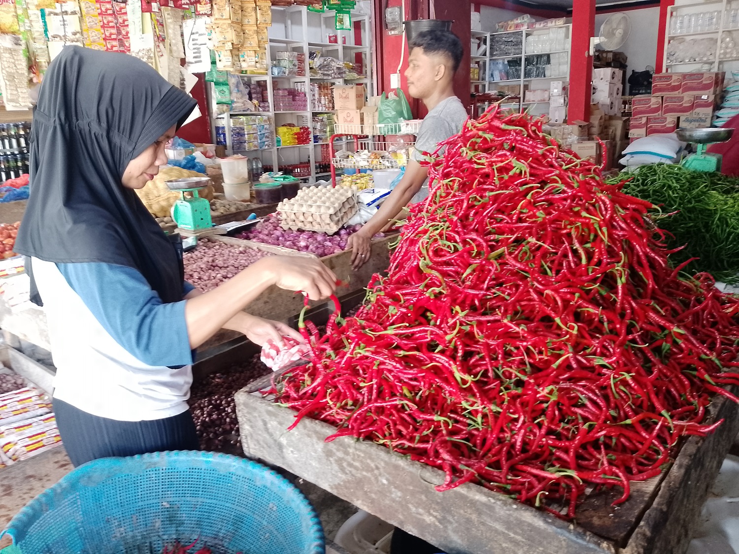 Harga Cabai Merah di Aceh Jaya Tembus 70 Ribu Per Kilogram