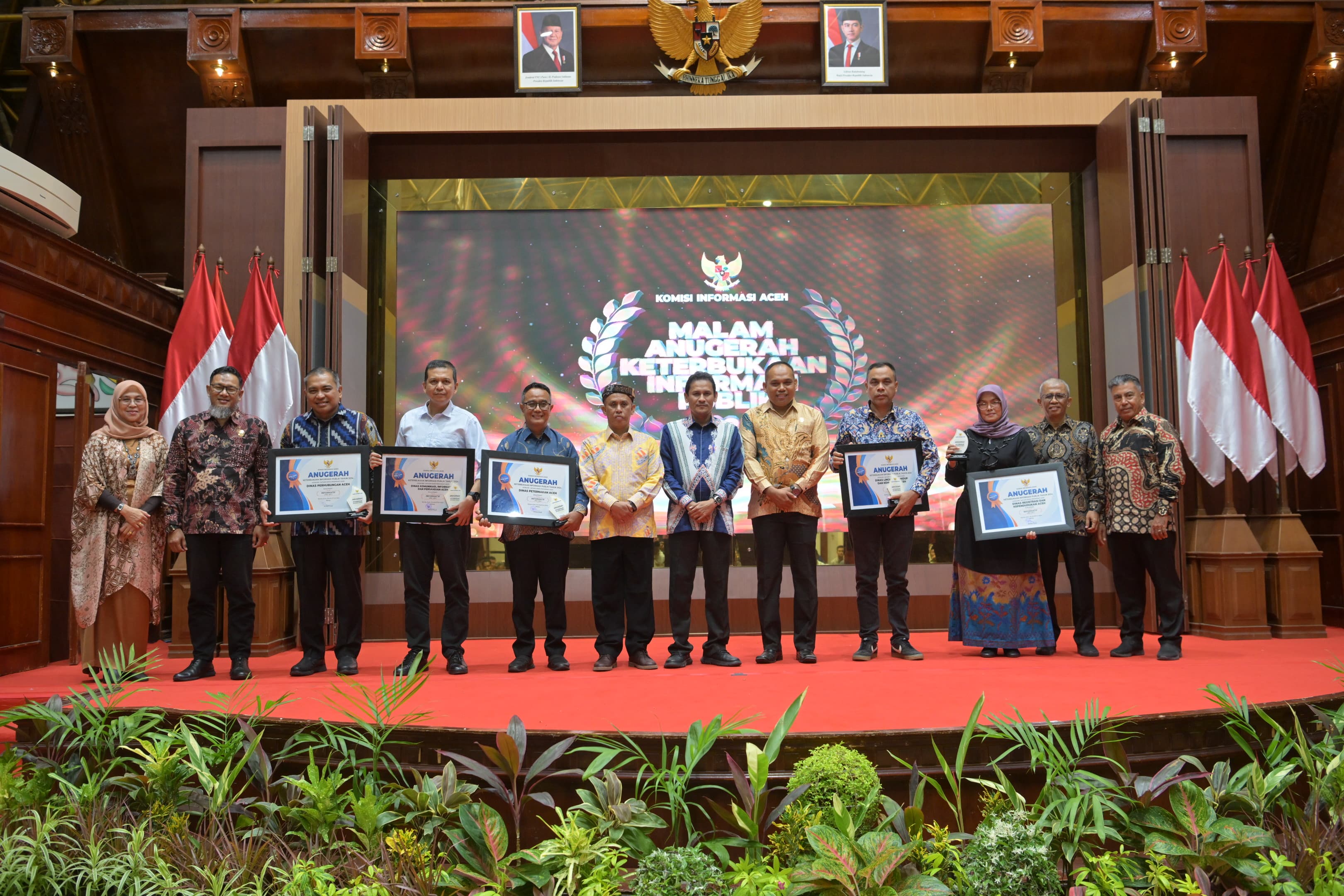 26 SKPA Raih Penghargaan Keterbukaan Informasi Publik 2024