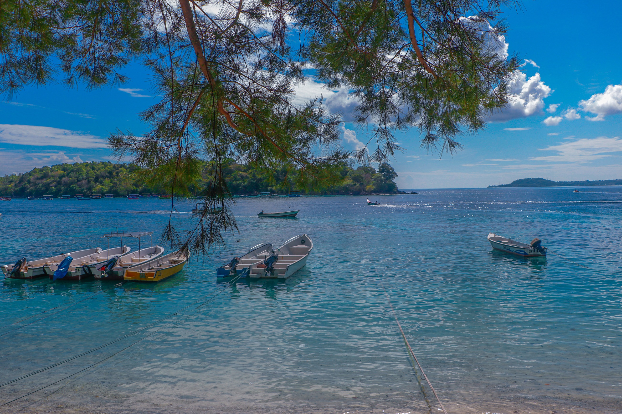 Pantai Iboih dengan Wisata Bahari yang Mendunia