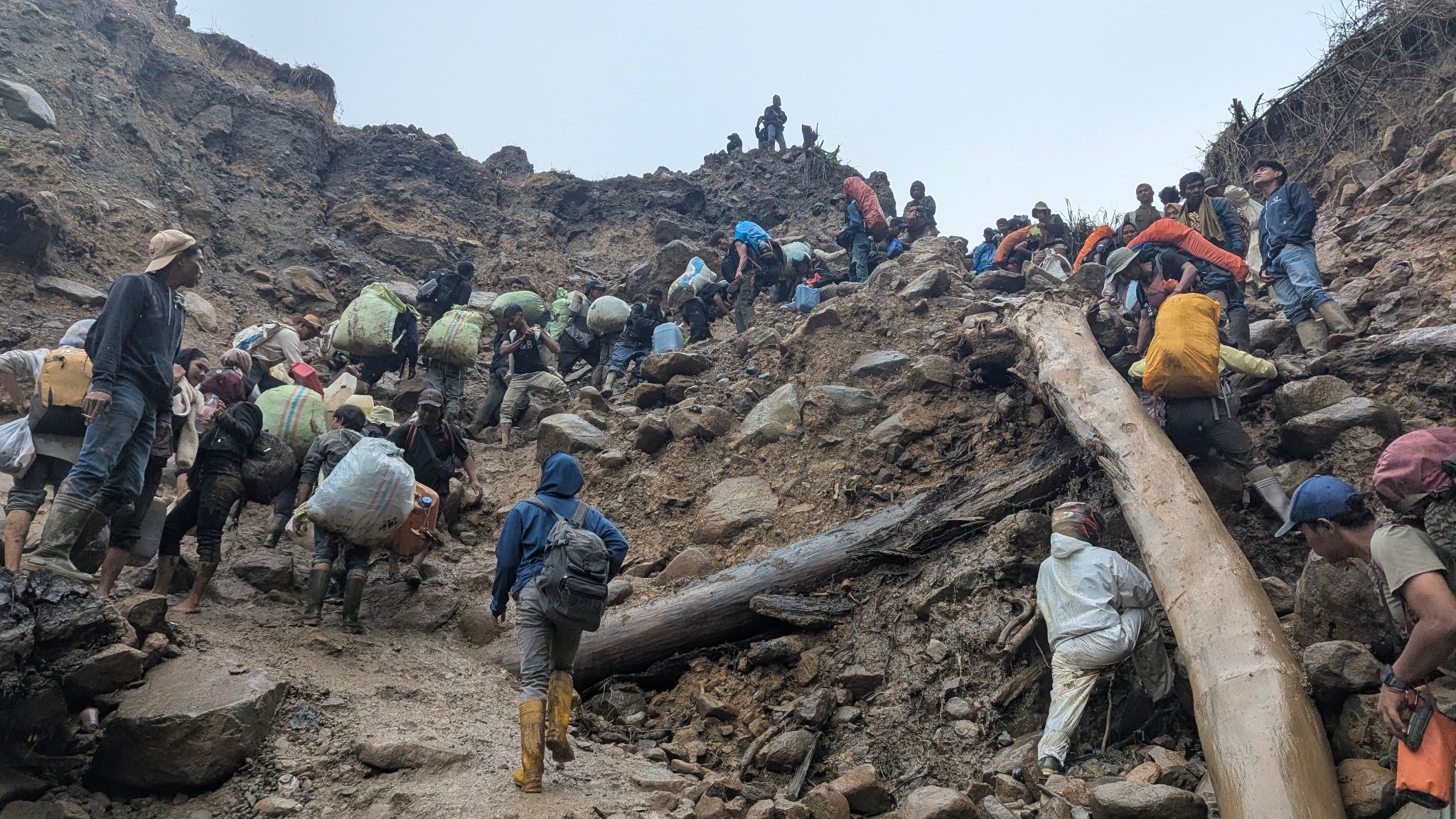 “Cuma Kalian yang Datang”